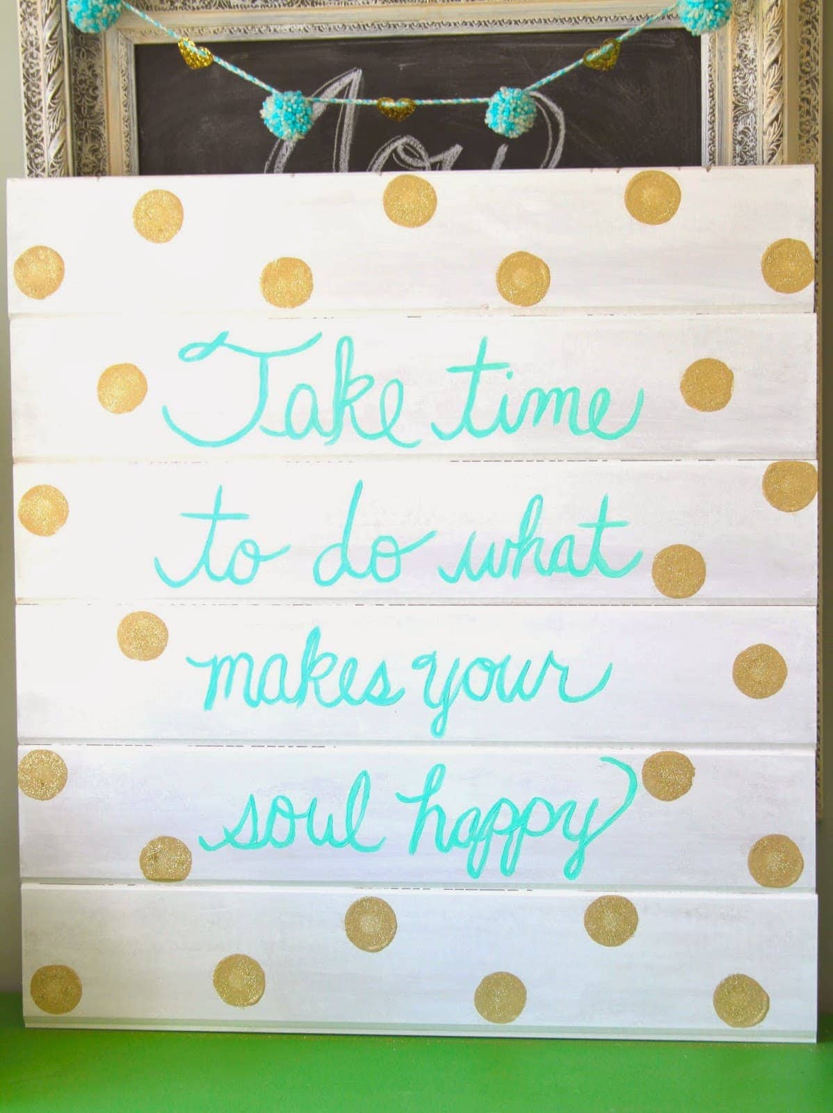 DIY Polka Dot Wood Sign Ideas