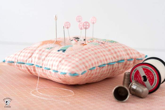 Charming Patchwork Pincushion Pattern | Polka Dot Chair