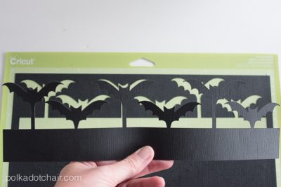 How to Make a Paper Crowns; Halloween Party Ideas & DIY Photo Booth Props