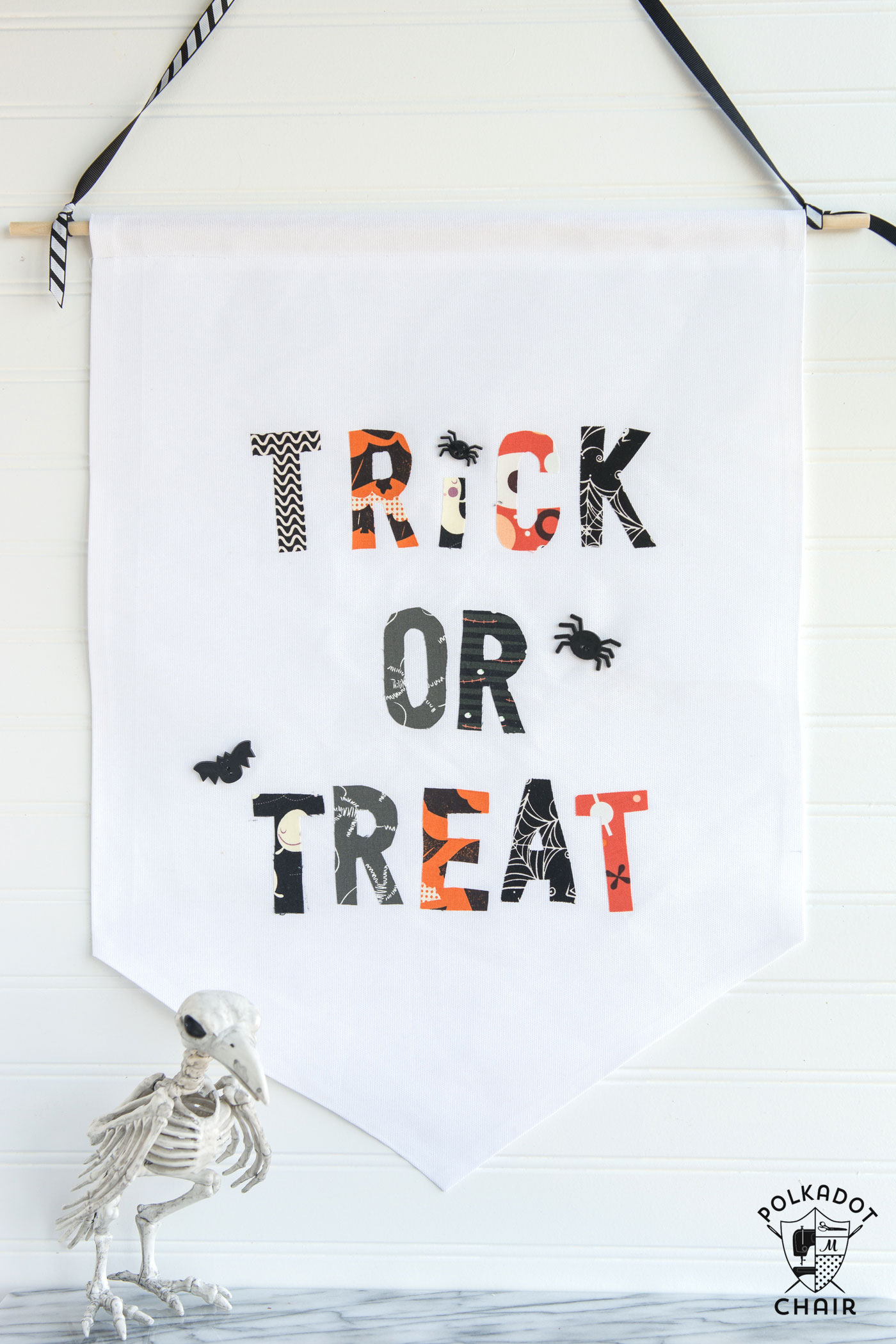 DIY Trick or Treat Halloween Banner - The Polka Dot Chair