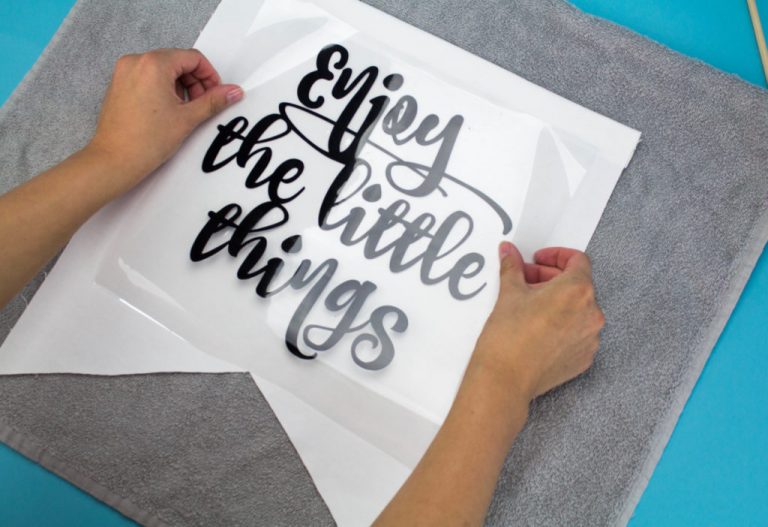 13 DIY Canvas Banner and Pennant Tutorials - The Polka Dot Chair