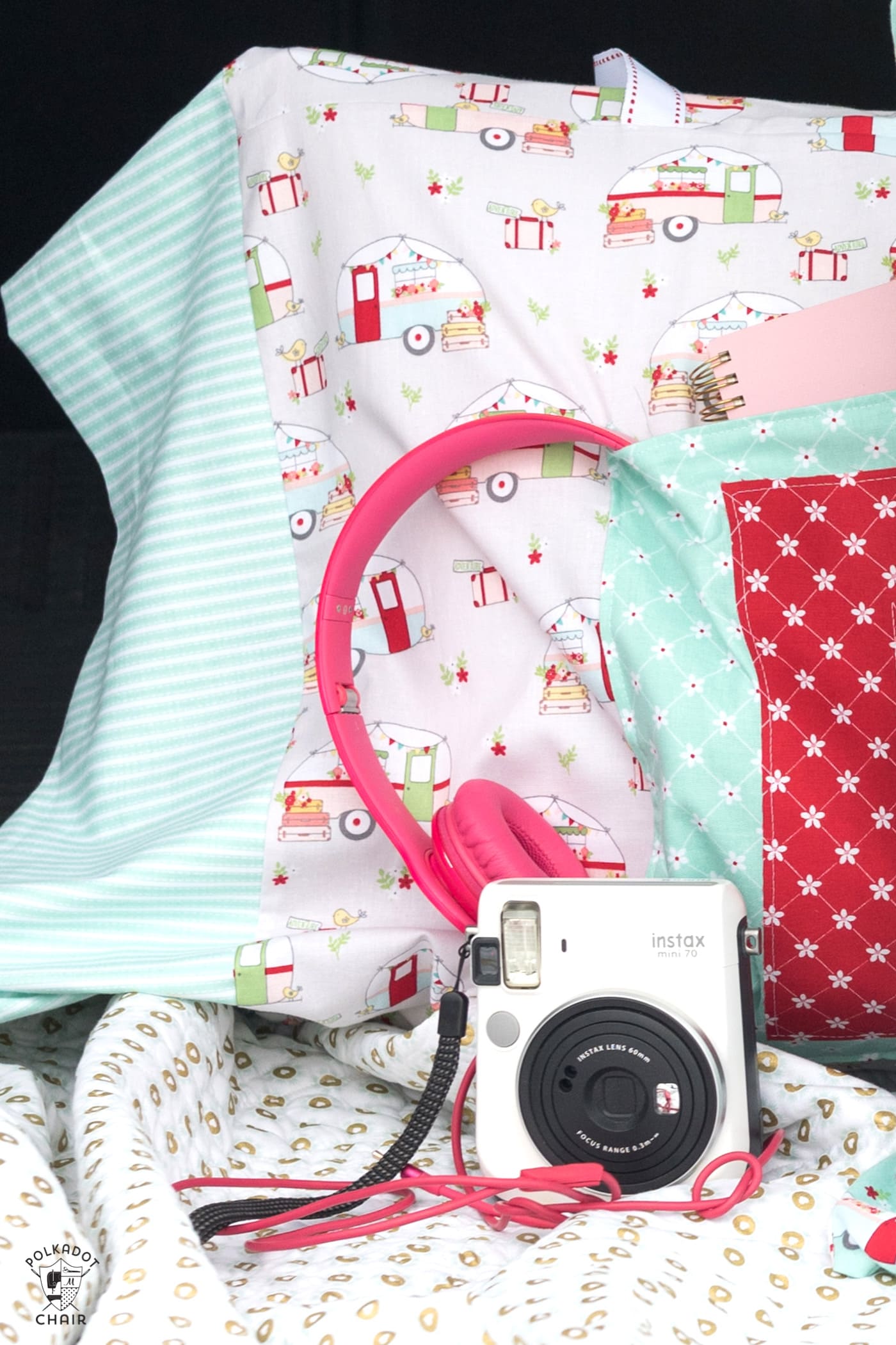 Road Trip Pillowcase Pattern & Free Sewing Tutorial - The Polka Dot Chair