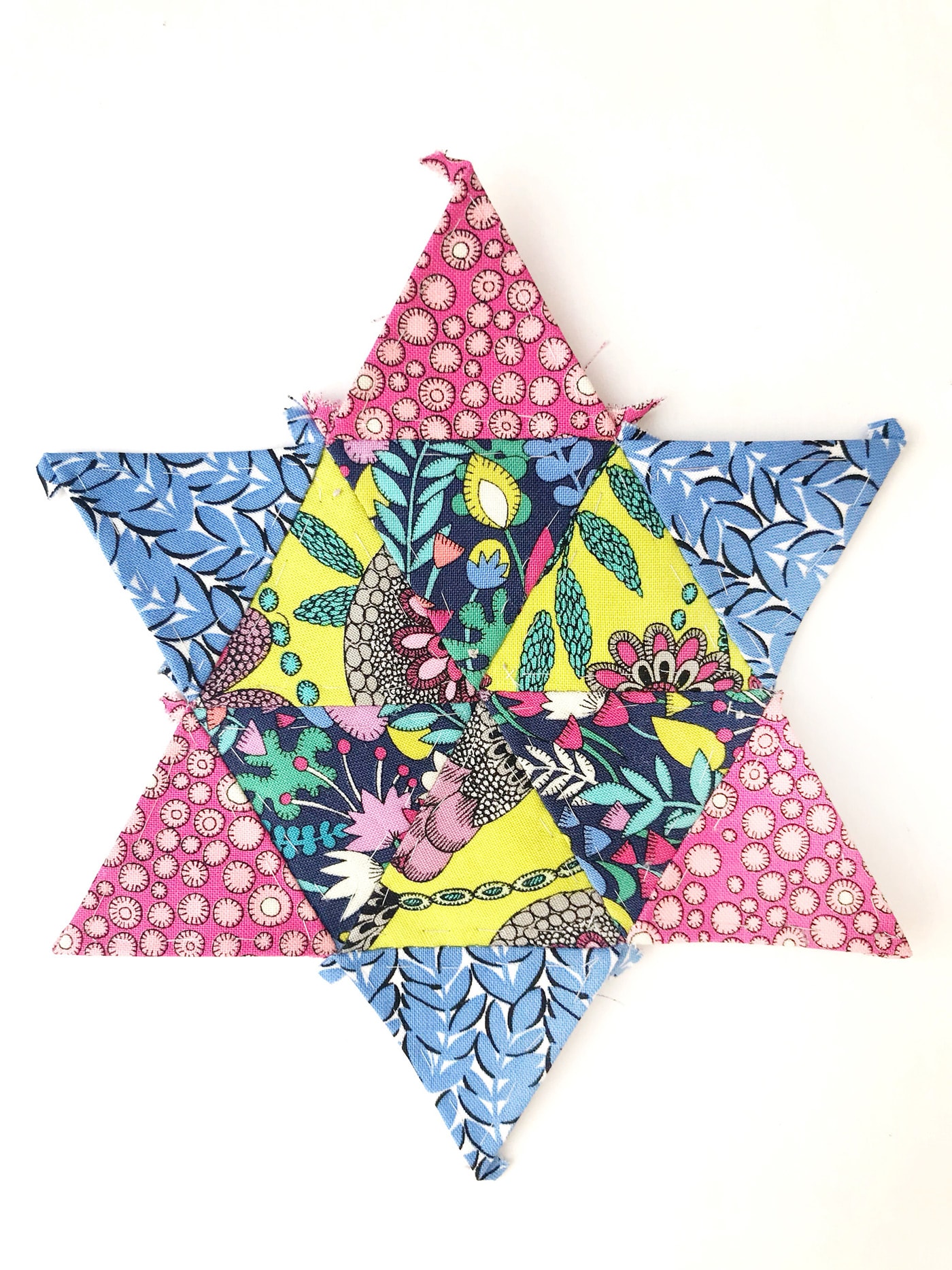 Learn the Basics of Engilsh Paper Piecing | Polka Dot Chair