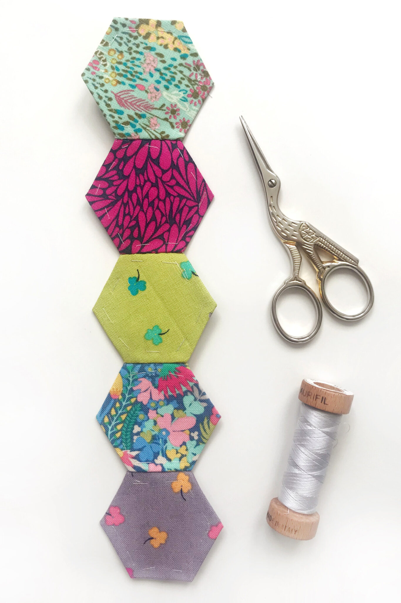 Embroidered Hexie Mug Rug Pattern - The Polka Dot Chair