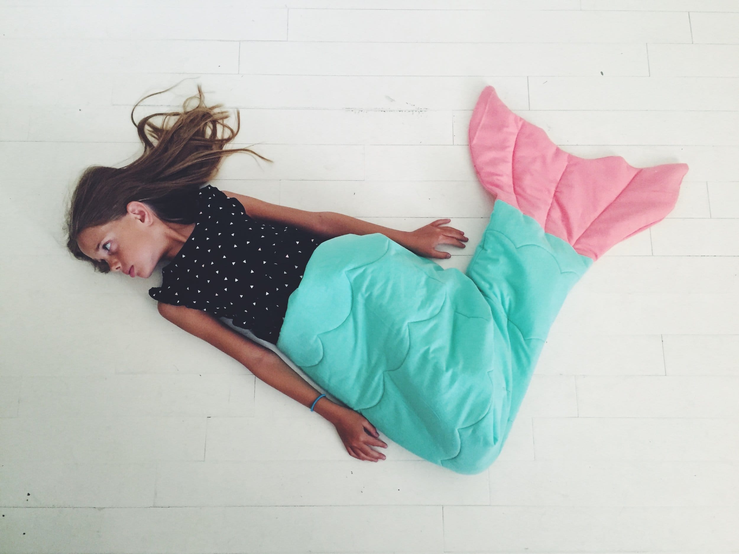 25+ Mermaid Sewing Patterns, Quilt Projects & Ideas | Polka Dot Chair