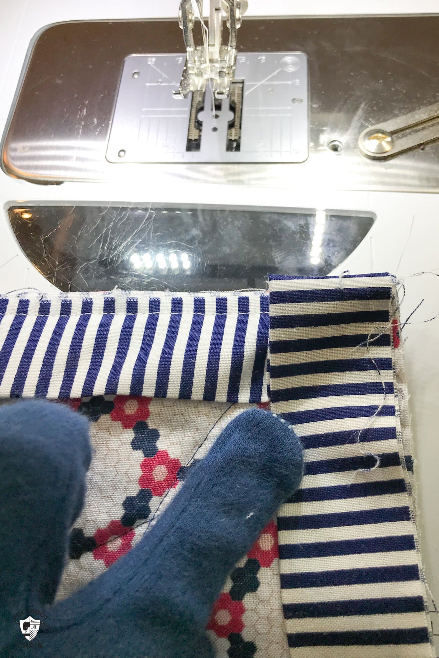 How to Machine Bind a Quilt; A Step-by-Step Guide - The Polka Dot Chair