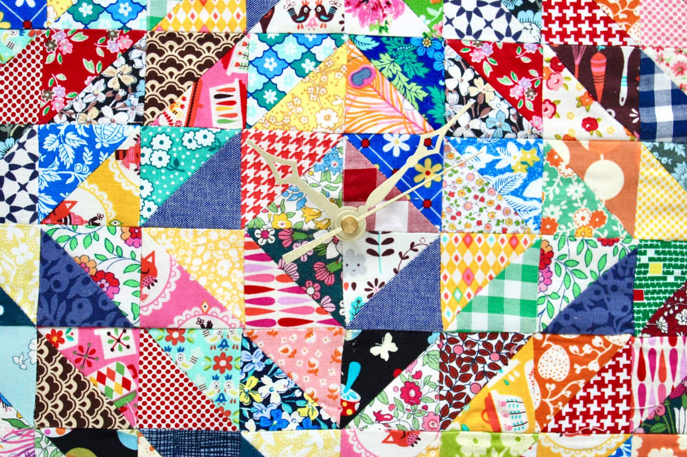 Scrappy Patchwork Clock Tutorial - The Polka Dot Chair