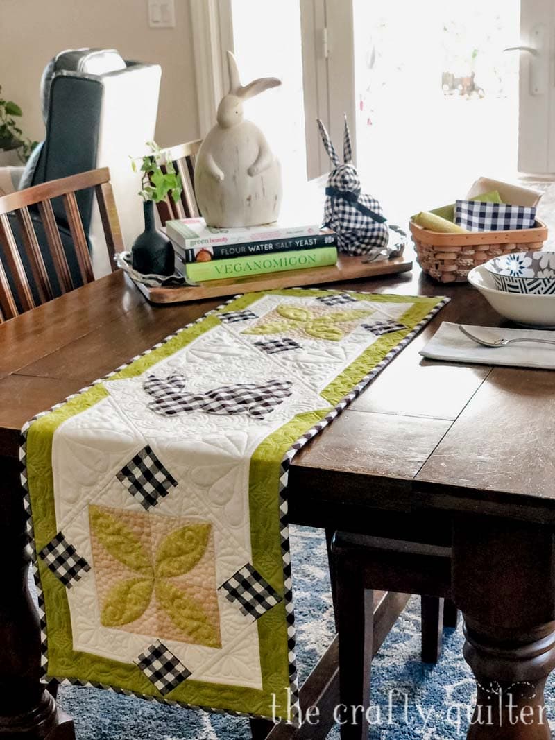Quilted Table Runner Patterns Perfect for Spring | Polka Dot Chair