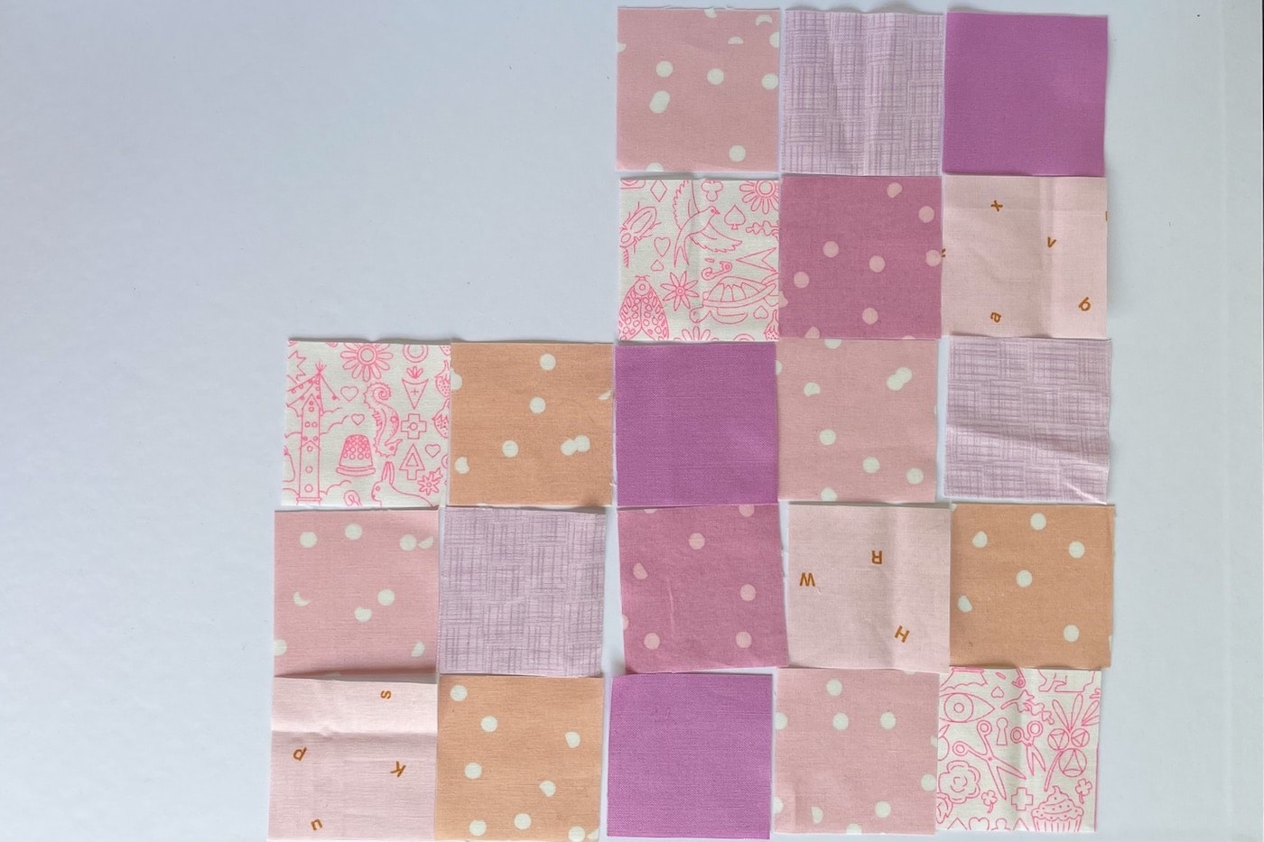 We Heart Mug Rugs Patchwork Heart Sewing Pattern - The Polka Dot Chair