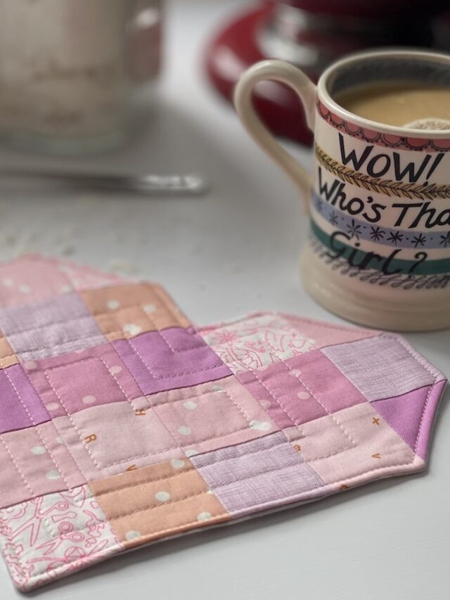 We Heart Mug Rugs Patchwork Heart Sewing Pattern Story - The Polka Dot ...