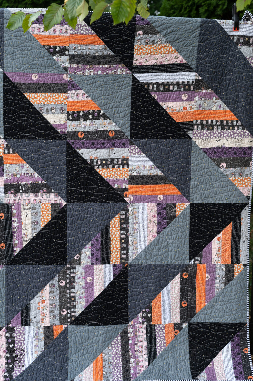 Scrappy Triangles Free Quilt Pattern - The Polka Dot Chair