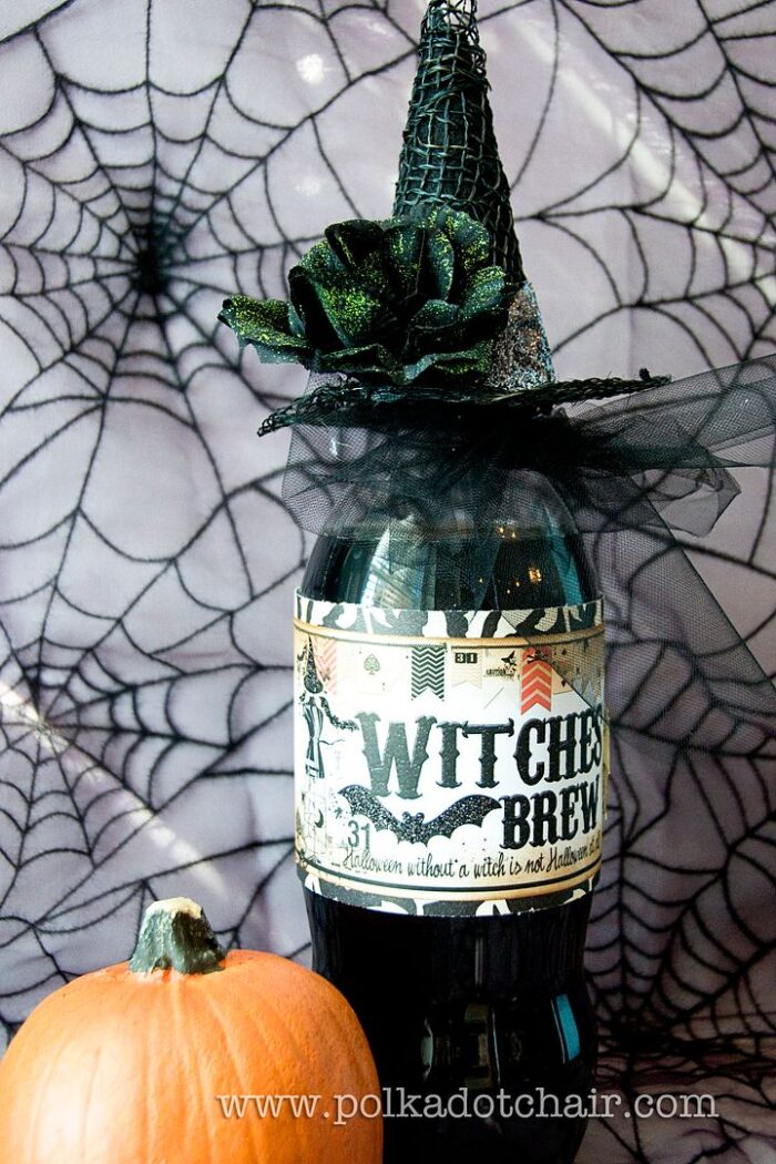 How to Make a Witch Hat Soda Bottle Topper | Polka Dot Chair