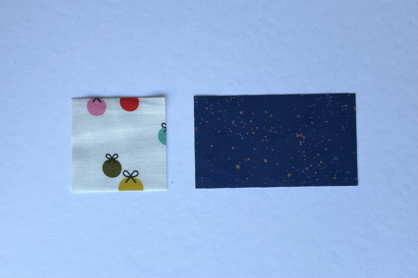 Patchwork Presents Mug Rug Pattern - The Polka Dot Chair