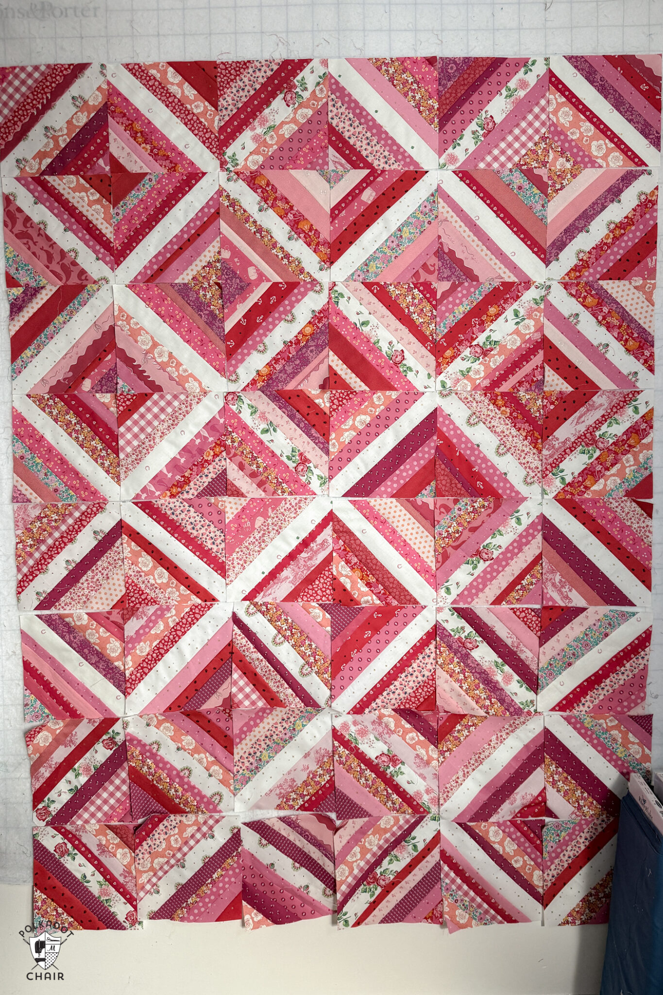 Turn Your Fabric Scraps into a Colorful Quilt by Creating String Quilt ...